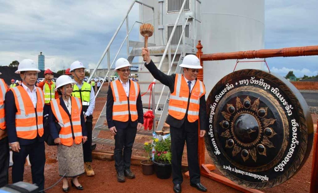 Lao Prime Minister Hits Gong to Inaugurate First Monsoon Wind Power ...